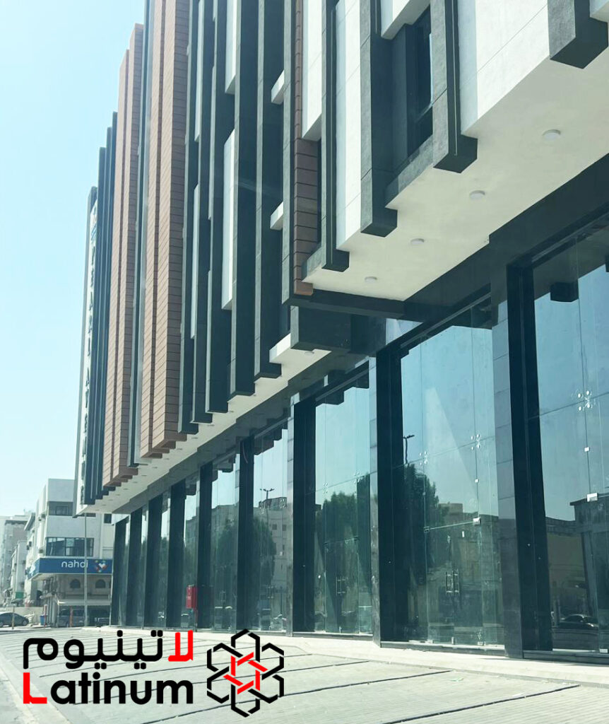 الزجاج المقسّى – Latinum